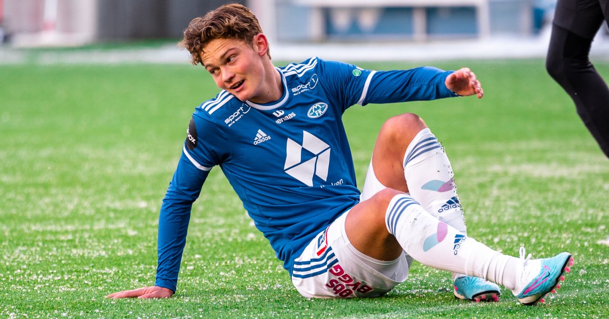 Poengdeling i serieåpninga for Molde 2 / Molde